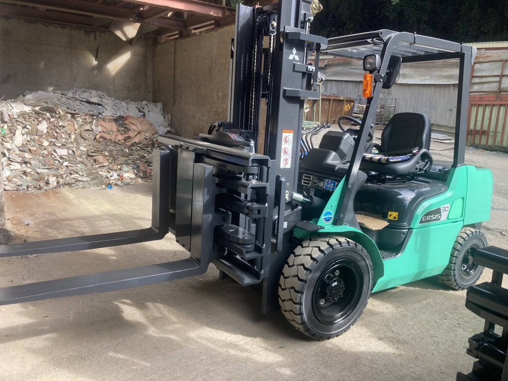 【新車納入実績】三菱ロジスネクスト エンジン式フォークリフト「FDE30P-T」のご紹介！ 新車・中古車 富士岡山運搬機・岡山・津山・新見・鳥取・レンタル・整備・メンテナンス・買取・販売 ...